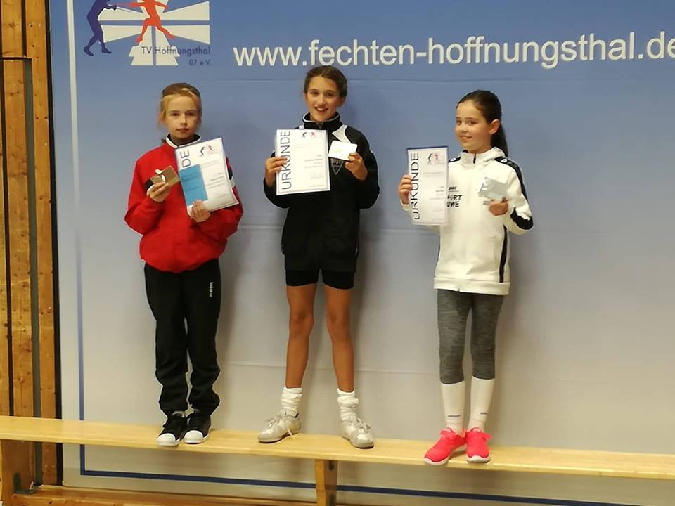 Drei Medaillen für Degennachwuchs